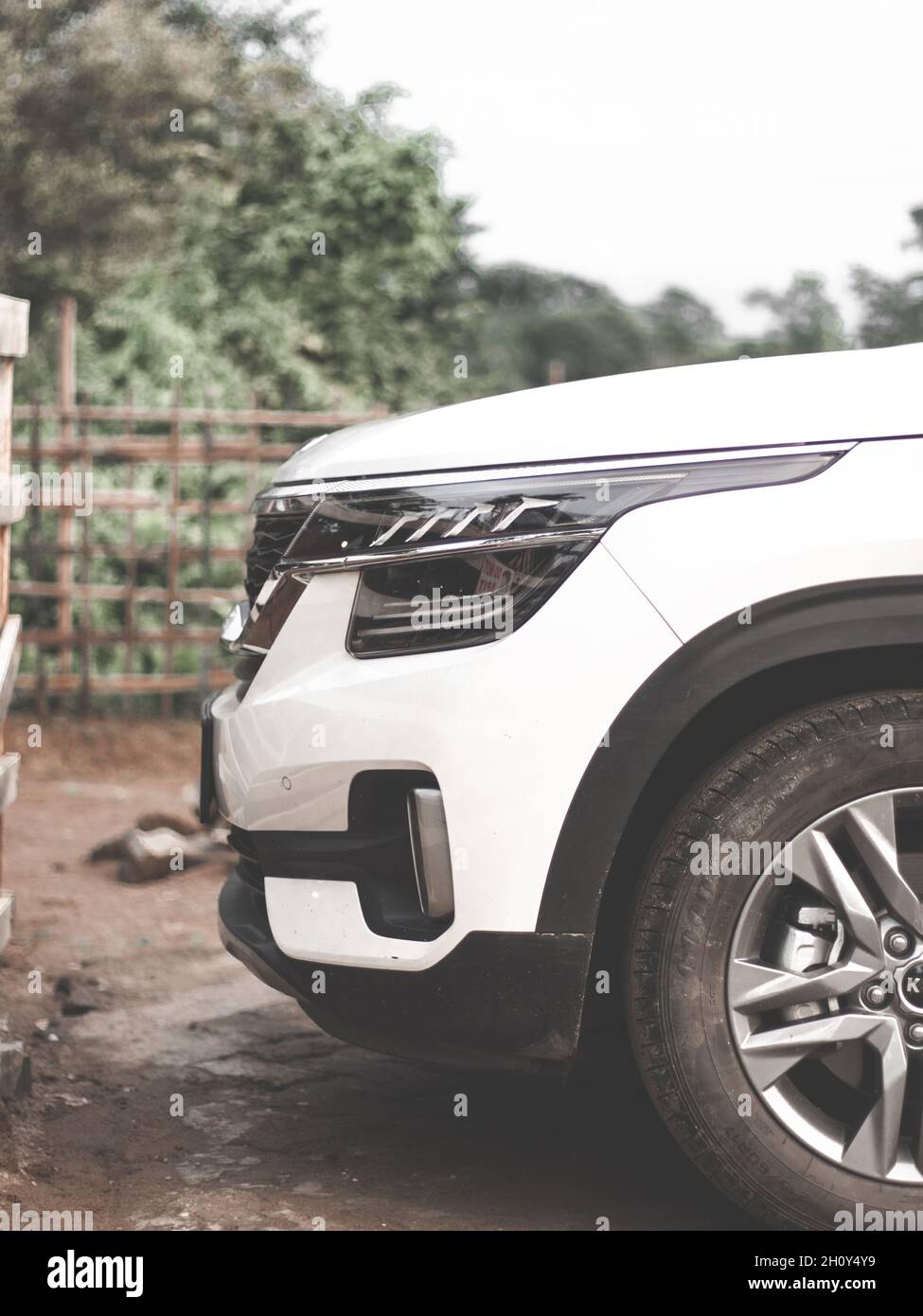 West Bangal, India - October 09, 2021 : Kia Seltos in white color stock photo Stock Photo - Alamy