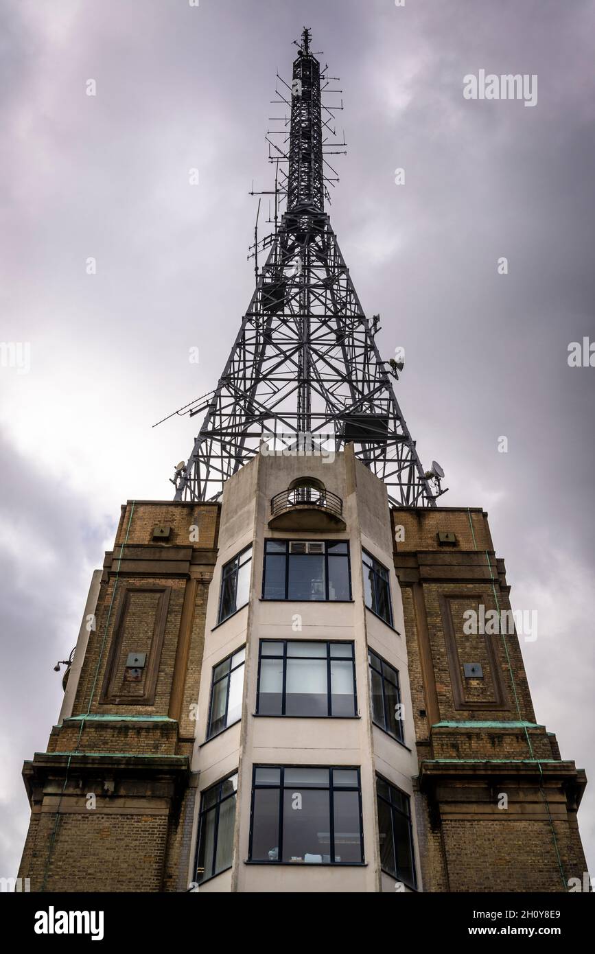 Tv transmission masts hi-res stock photography and images - Alamy