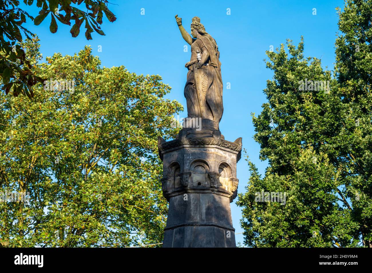Kriegerdenkmal germania hi-res stock photography and images - Alamy