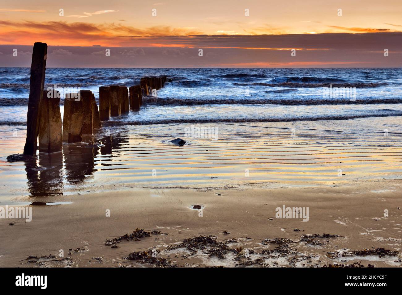 Sunset at Berrow Beach, Burnham-On-Sea, Somerset Stock Photo - Alamy
