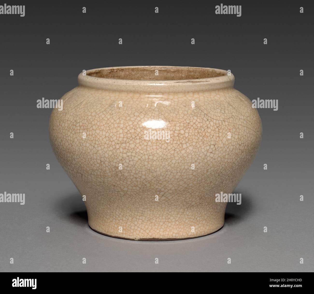 Satsuma pottery hi-res stock photography and images - Alamy