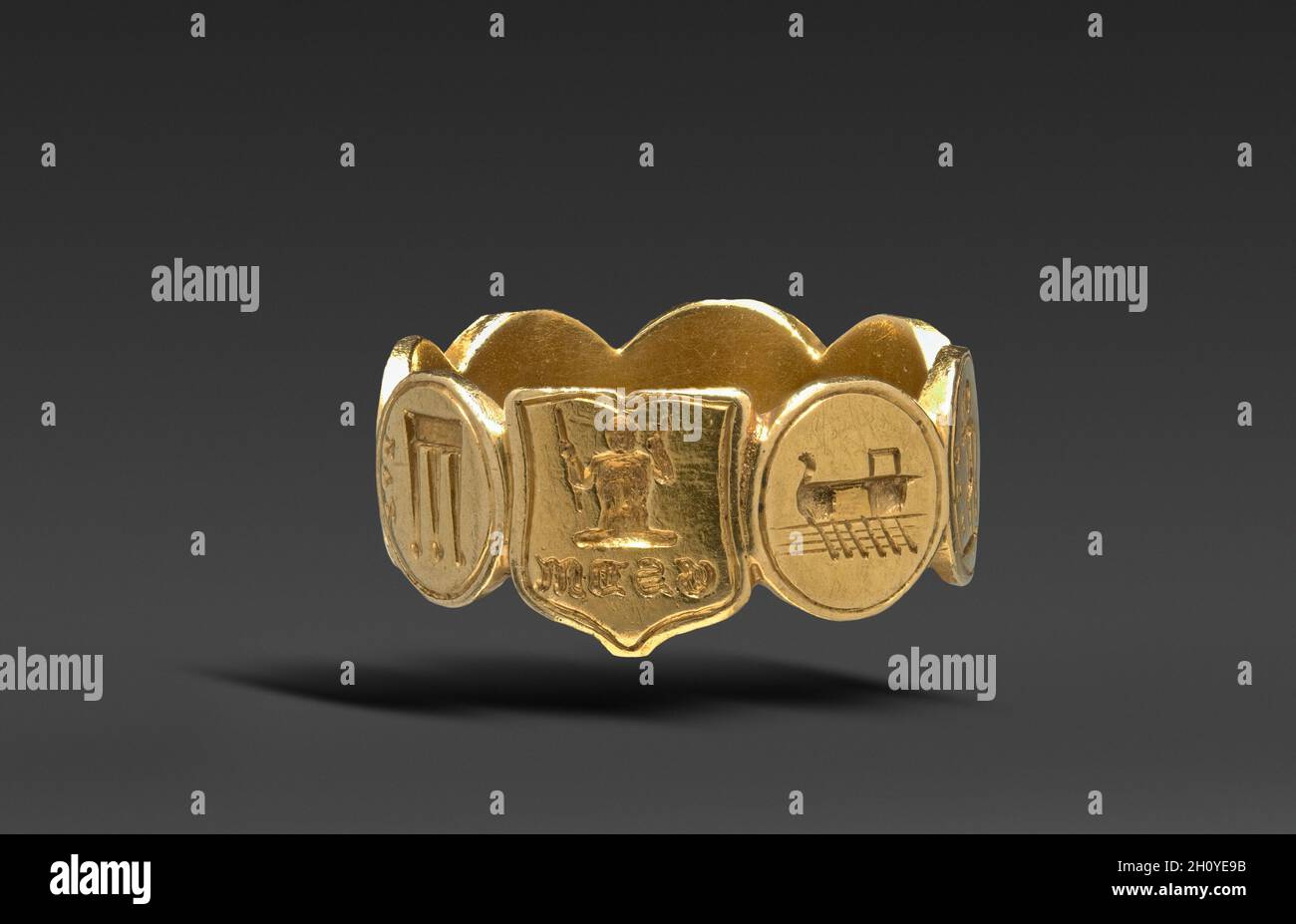 Signet Ring, c. 1550-1600. England. Gold; diameter: 1.8 cm (11/16 in ...