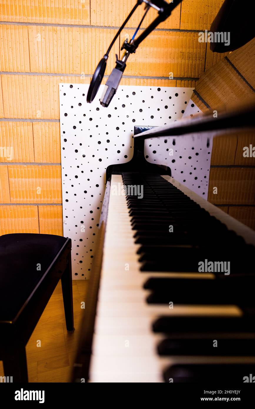 Piano in the recording studio Stock Photo - Alamy