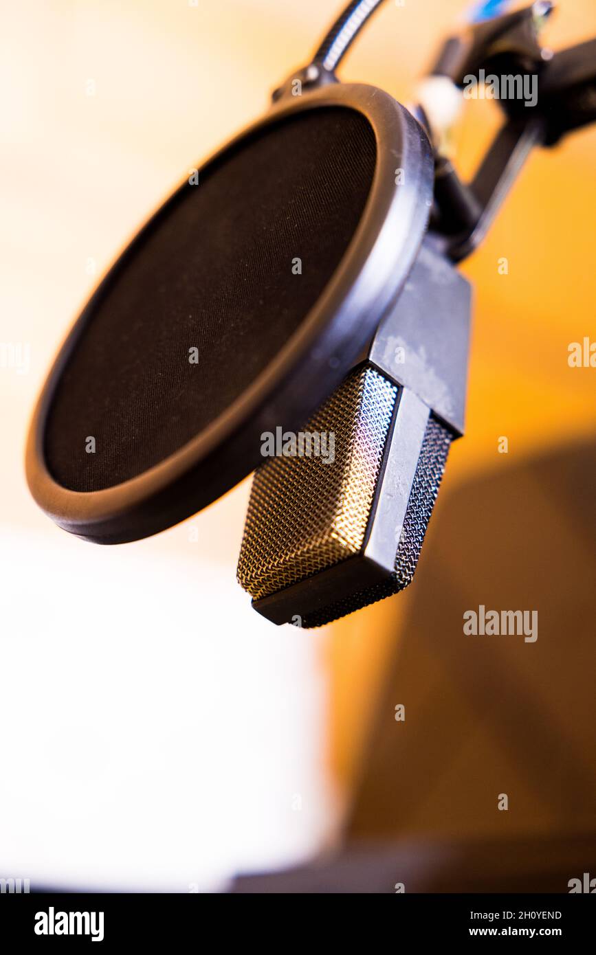 Microphone in the recording studio Stock Photo - Alamy