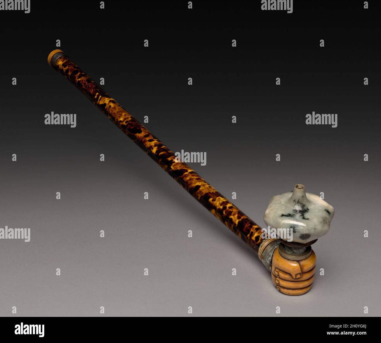 Opium pipe hi-res stock photography and images - Alamy