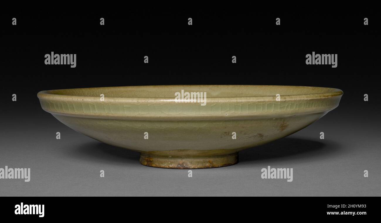 Yaozhou ware hi-res stock photography and images - Alamy