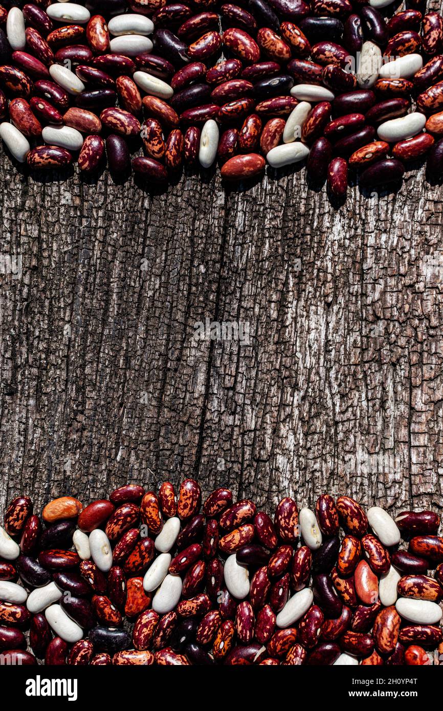 Dry cluster bean hi-res stock photography and images - Alamy