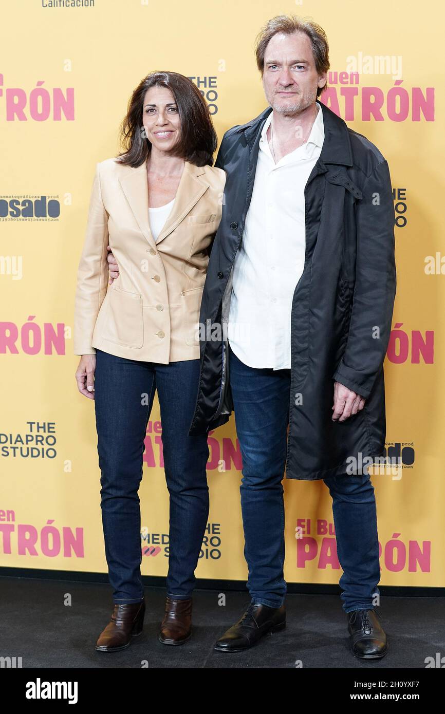 Spanish actress Alicia Borrachero and her husband Ben Temple attend the ...