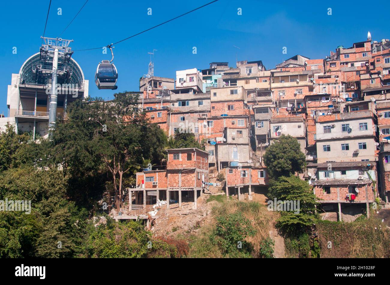 Cable Car to Morro da Providencia Slum, the Oldest Favela of Rio de ...