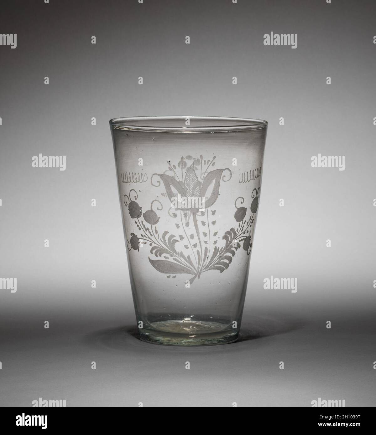 Flip Glass, late 1700s. America, late 18th century. Glass; overall: 33. ...