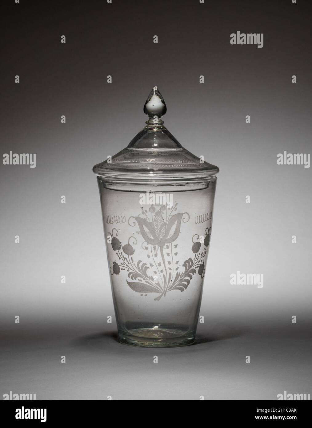 Flip Glass, late 1700s. America, late 18th century. Glass; overall: 33. ...