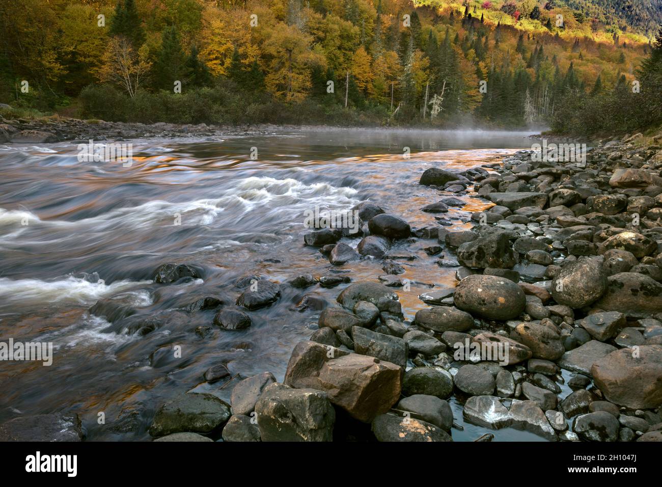 Quebec rivers hi-res stock photography and images - Alamy