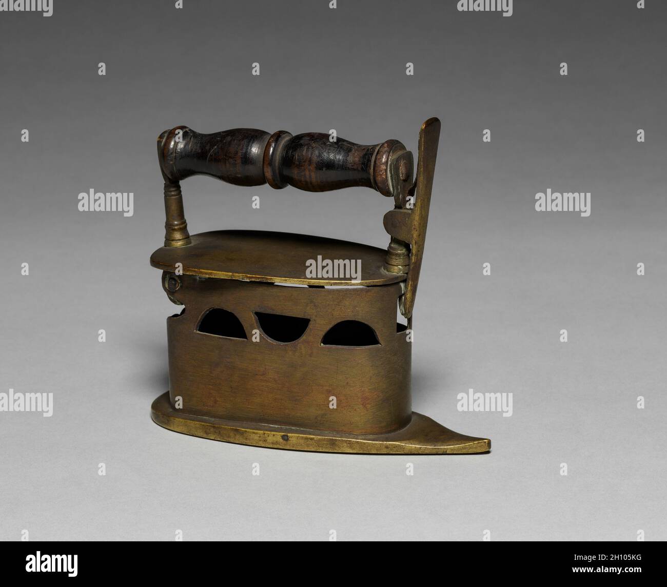 Pressing Iron, 1700s. Europe, 18th century. overall: 15 x 16.9 x 7.4 cm ...