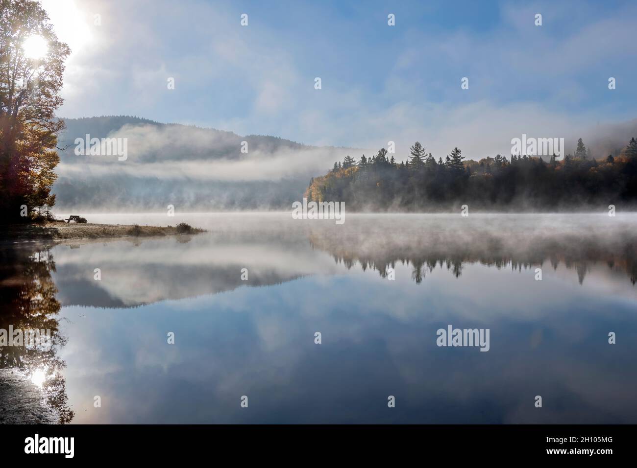 Canada, Quebec, Mont Tremblent NP, lake Chat Stock Photo - Alamy