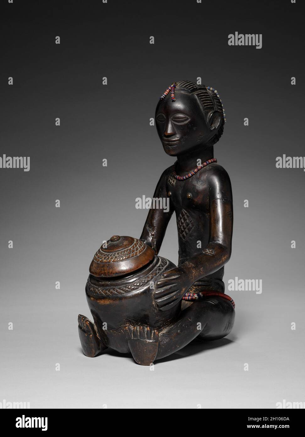 African diviner hi-res stock photography and images - Alamy