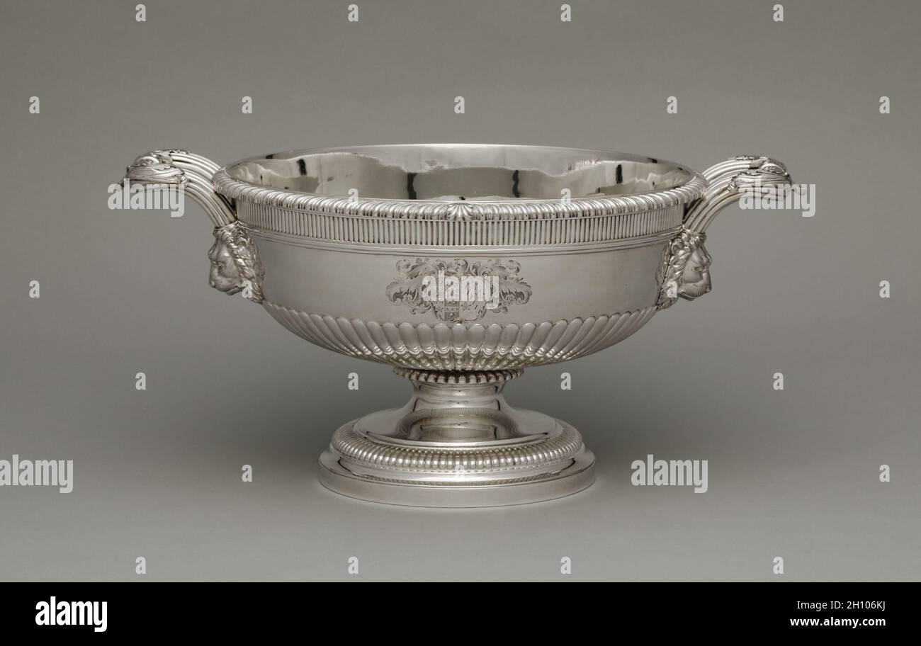 Tureen, 1812. Paul Storr (British, 1771-1844). Silver; overall: 35.2 x ...
