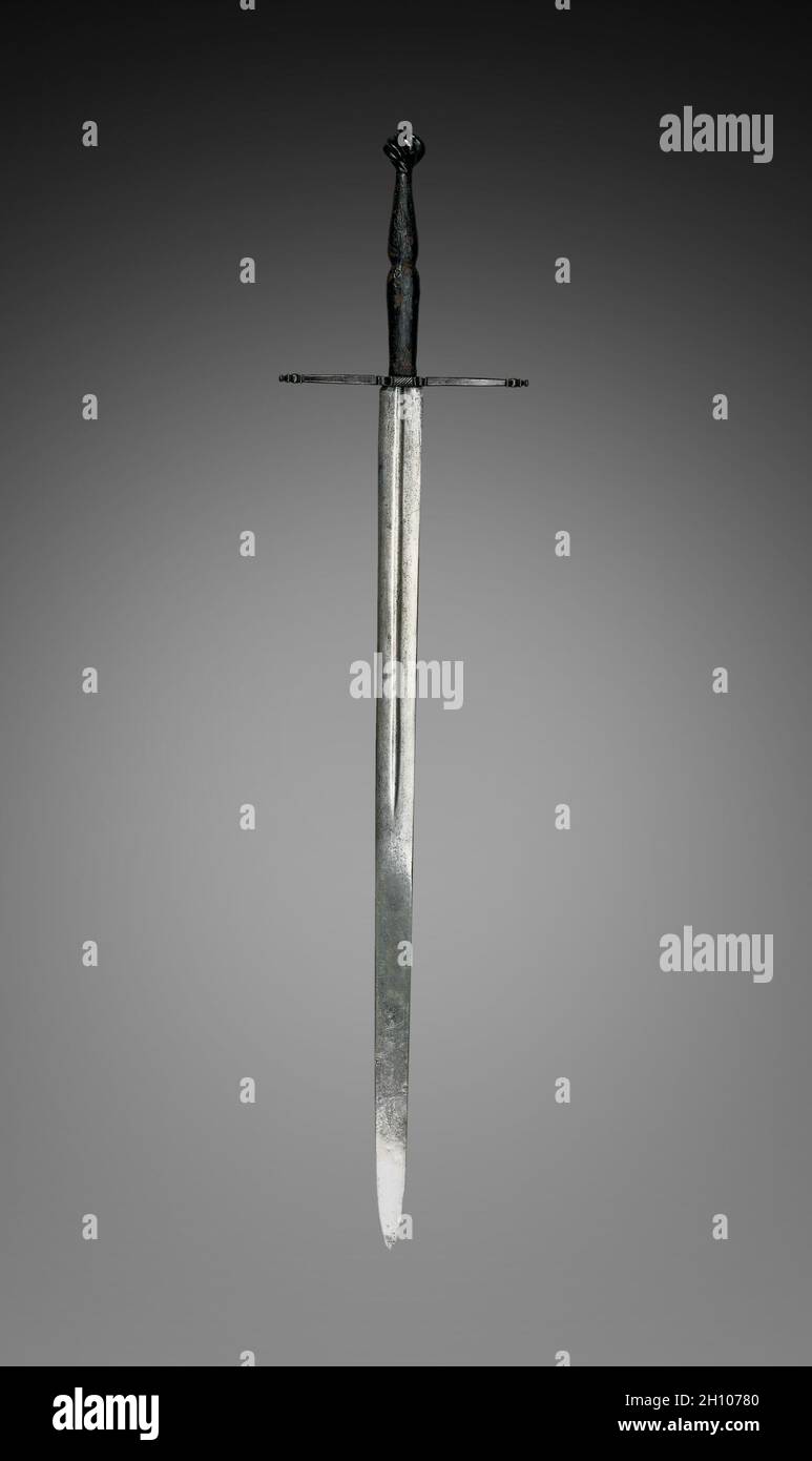 Hand and a half sword hi-res stock photography and images - Alamy
