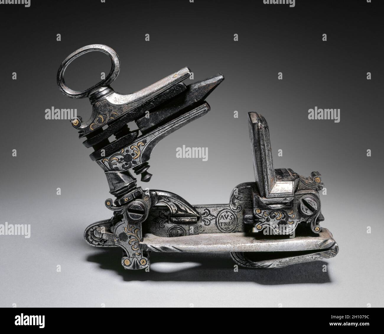 Miquelet lock hi-res stock photography and images - Alamy