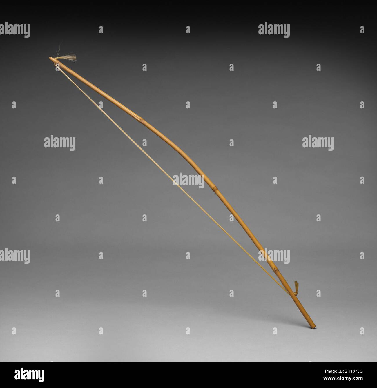 Bow, 1800s. China, Qing dynasty (1644-1911). Wood; overall: 76.2 cm (30 ...