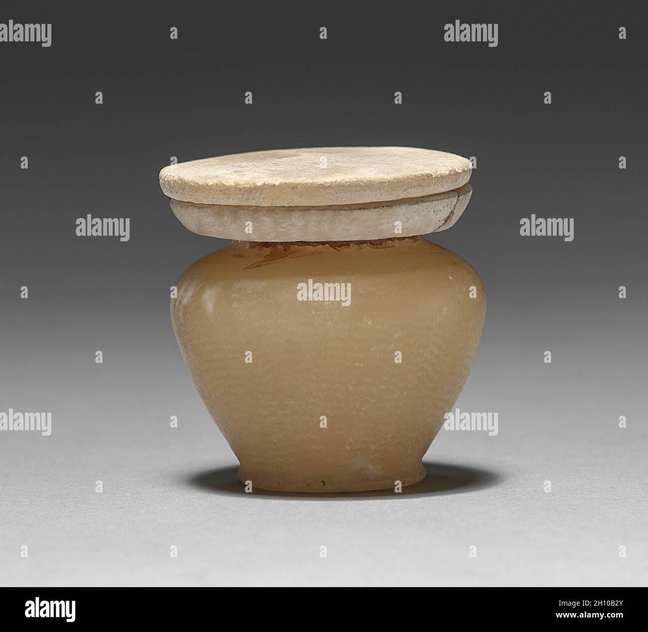12 2 9 8 cm hi-res stock photography and images - Alamy