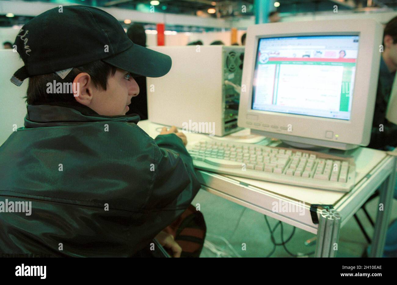 Iran computer room hi-res stock photography and images - Alamy