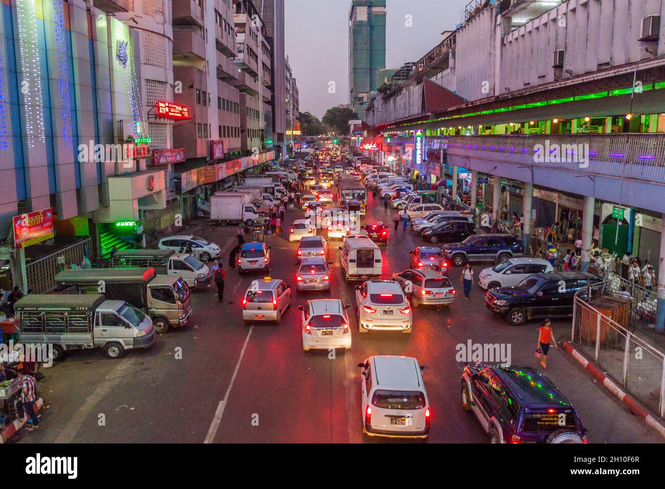 YANGON, MYANMAR - DECEMBER 15, 2016: Traffic on Shwedagon Pagoda Road ...