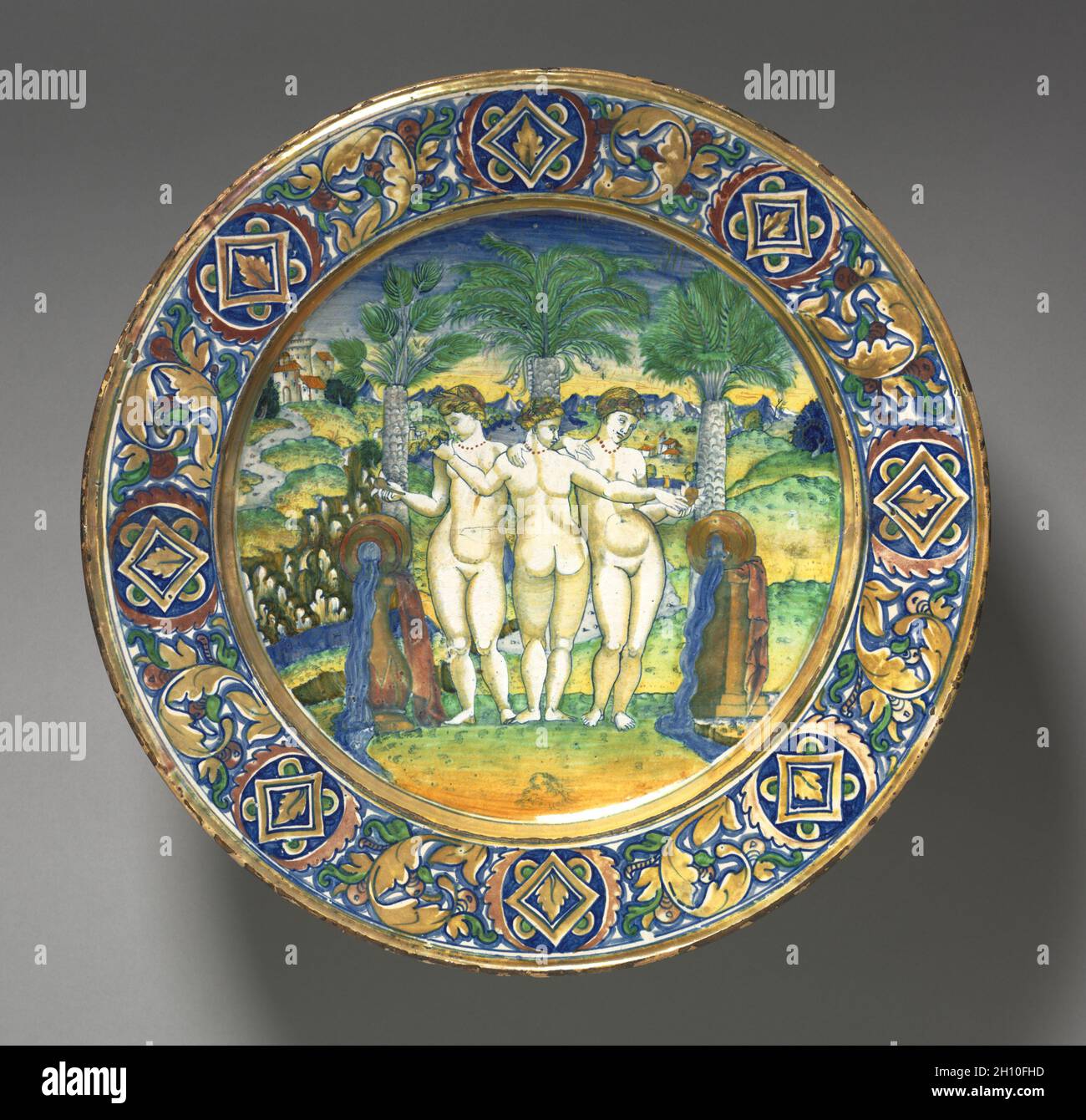 Charger Depicting the Three Graces, c. 1525. Circle of Maestro Giorgio ...