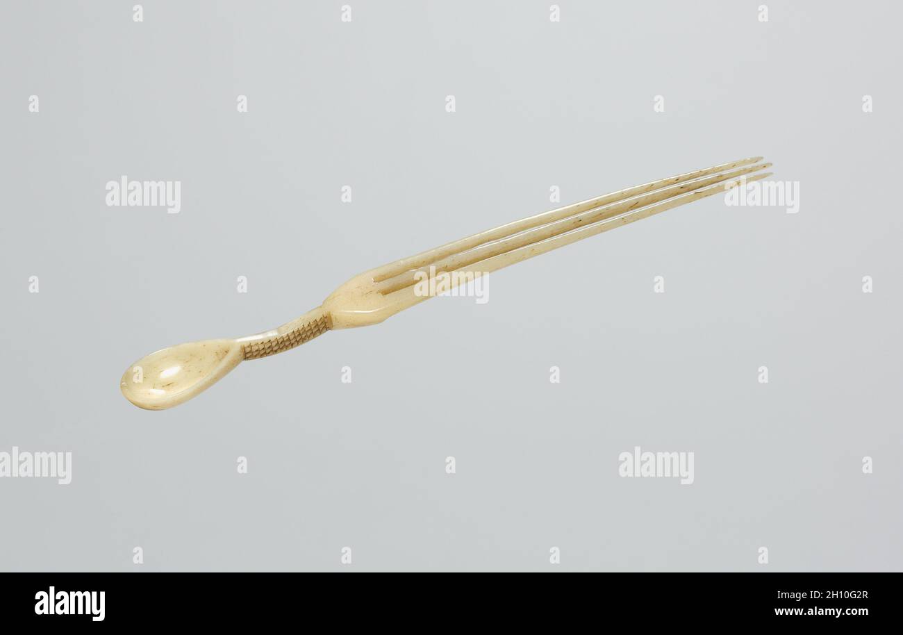 Snuff Spoon/Comb (intshengula or izintshengula), late 1800s. Africa ...