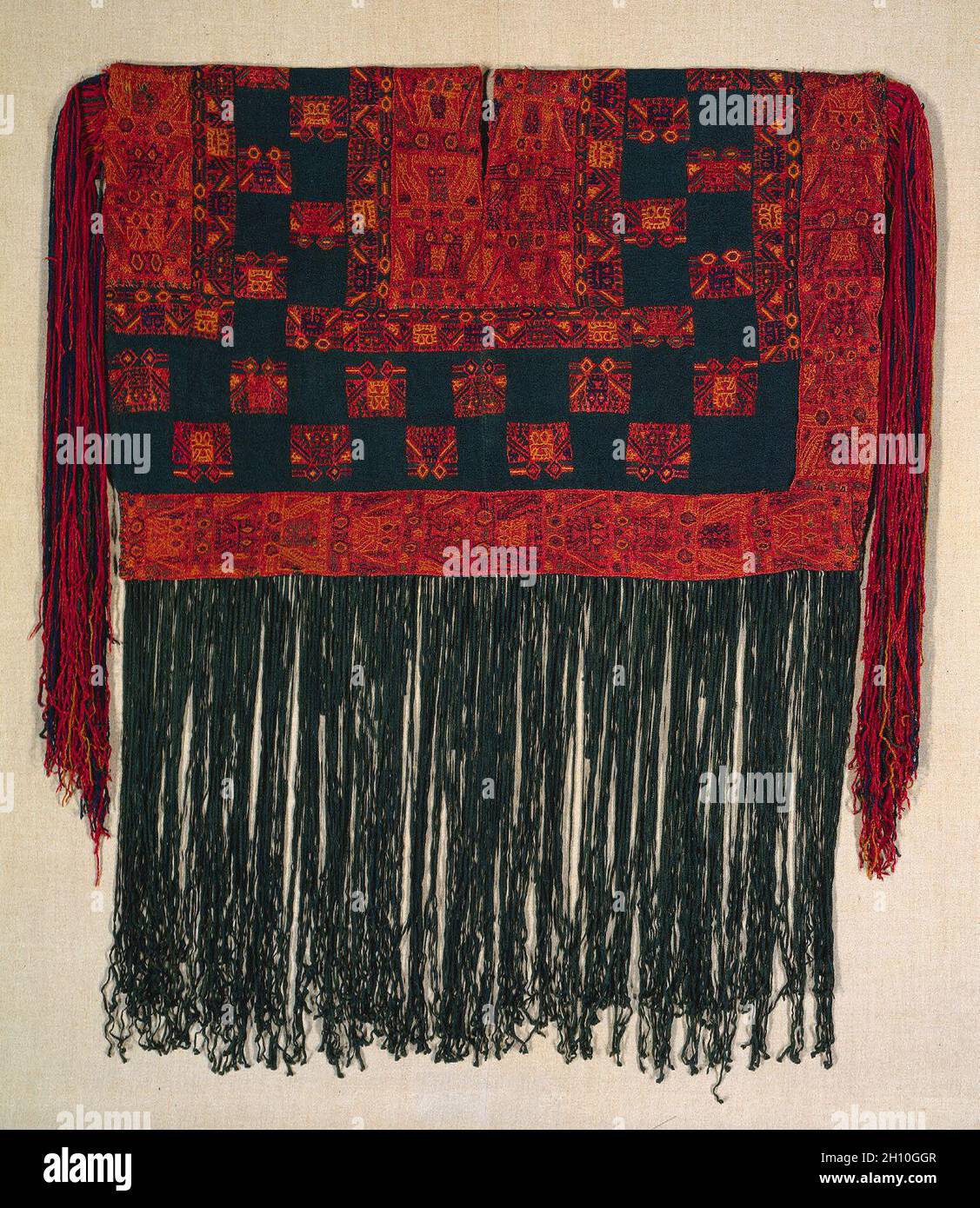Tunic, c. 300 BC-AD 200. Peru, South Coast, Paracas, Cavernas Style ...