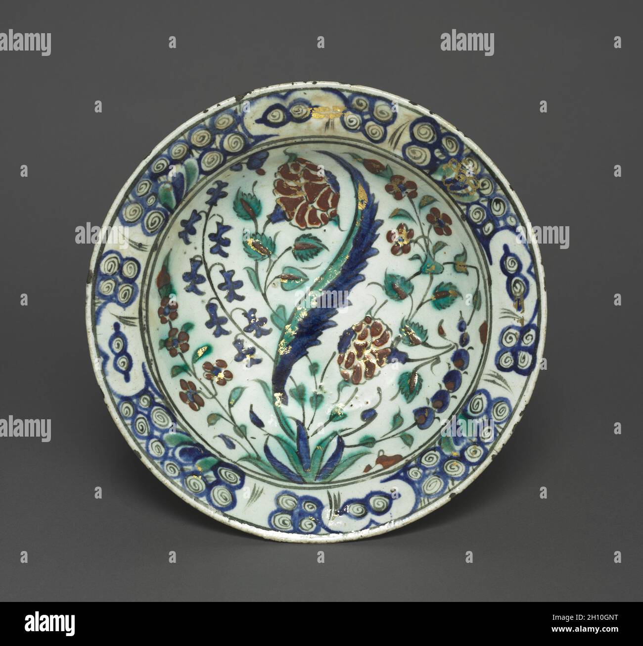 Gilded Dish with Flowers and Leaves, c. 1590. Turkey, Iznik, Ottoman ...