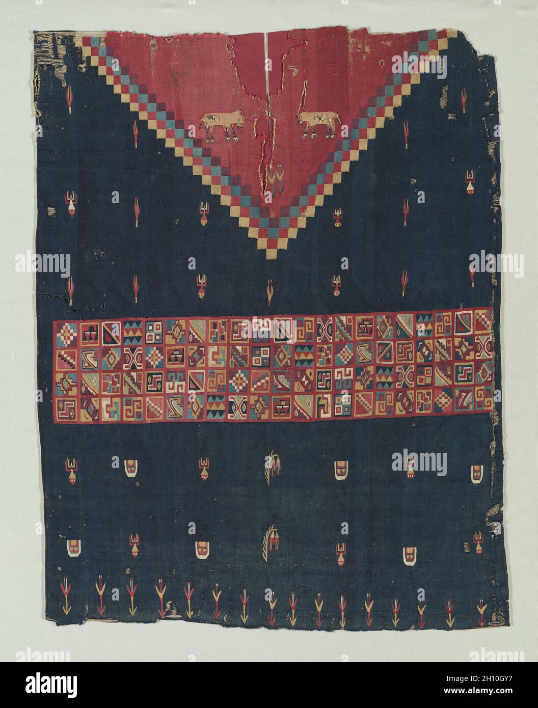 Half Tunic, 16th century. Peru, South Coast, Inca Culture, Colonial ...