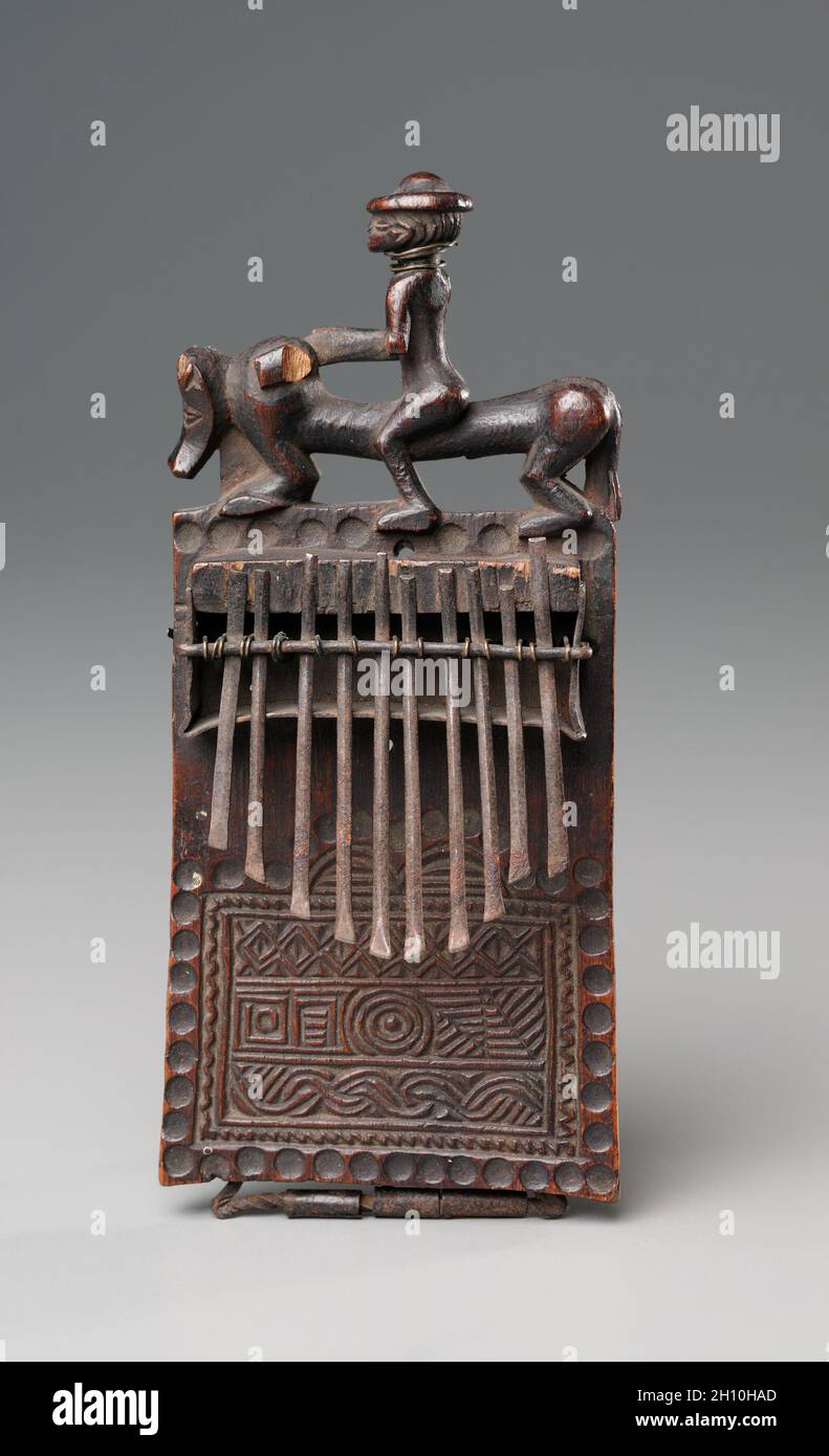 Piano in 1800s hi-res stock photography and images - Alamy