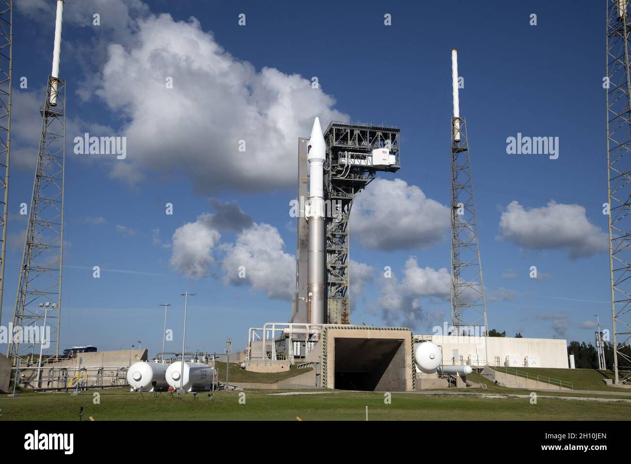 A United Launch Alliance (ULA) Atlas V rocket stands on Complex 41 at ...