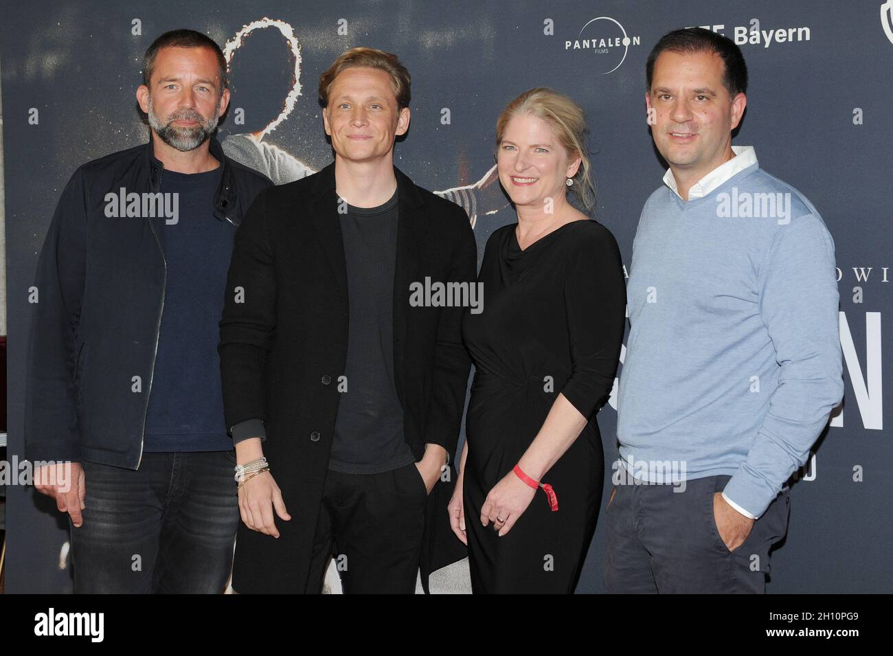 Munich, Germany. 15th Oct, 2021. Producer Dan Maag (f-l), actor ...