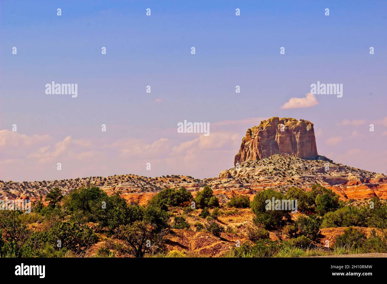Protruding cliffs hi-res stock photography and images - Alamy