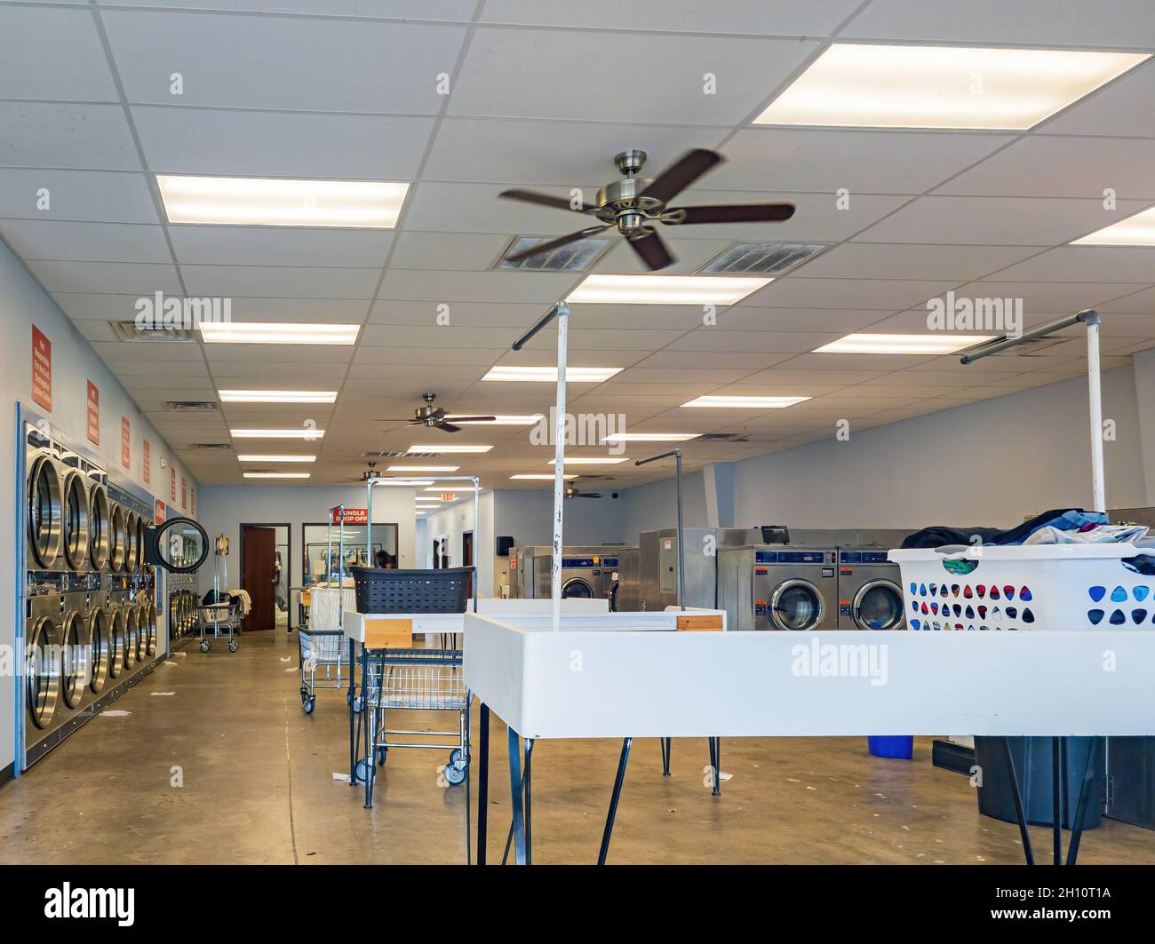 Oklahoma, OCT 2, 2021 - Interior view of a laundry store Stock Photo ...