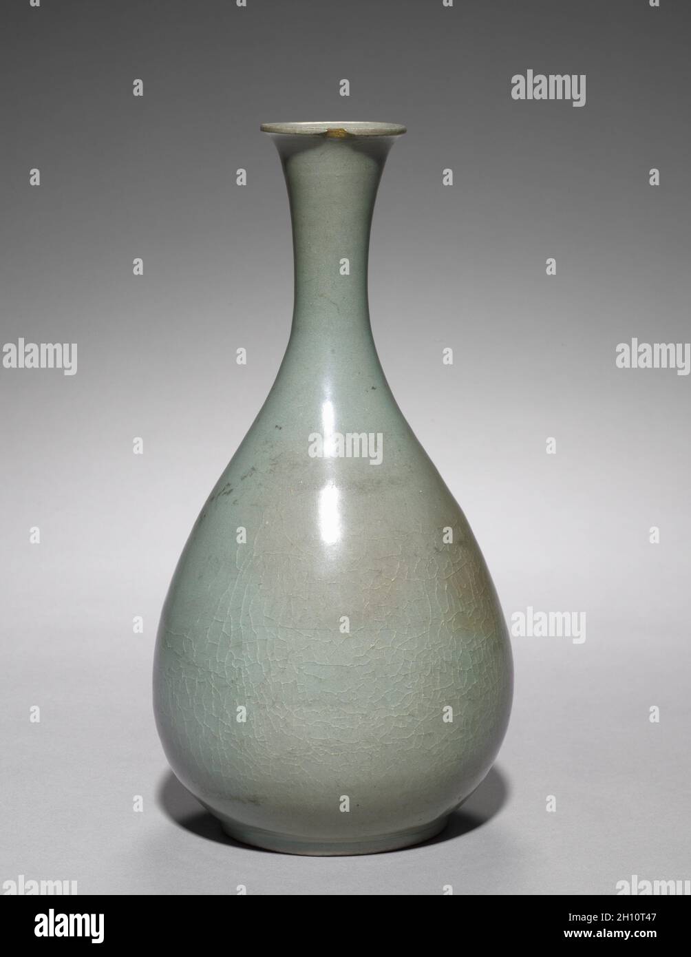 Celadon ceramics goryeo dynasty hi-res stock photography and images - Alamy
