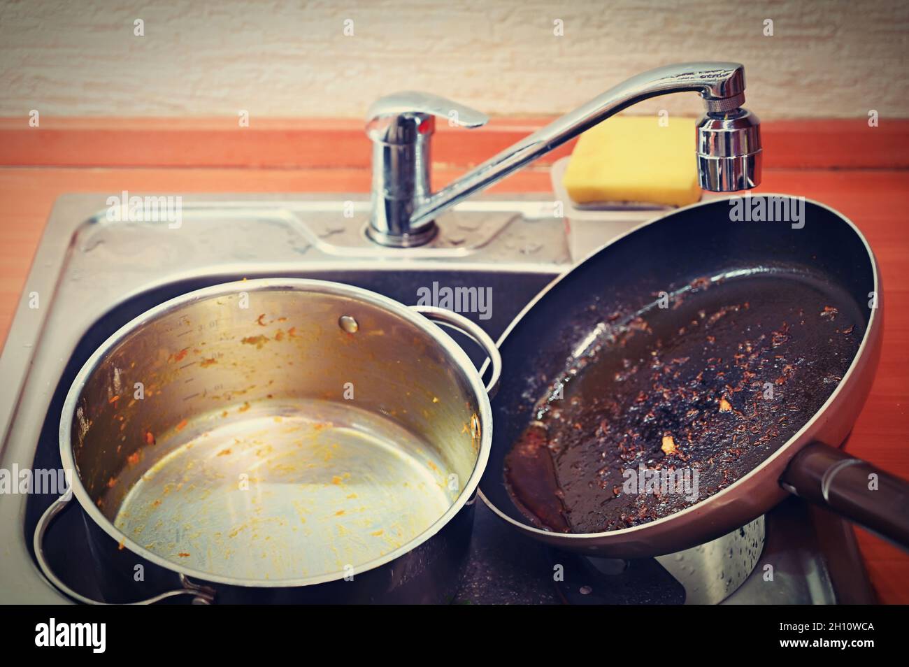 Dirty dishes in the kitchen Stock Photo - Alamy