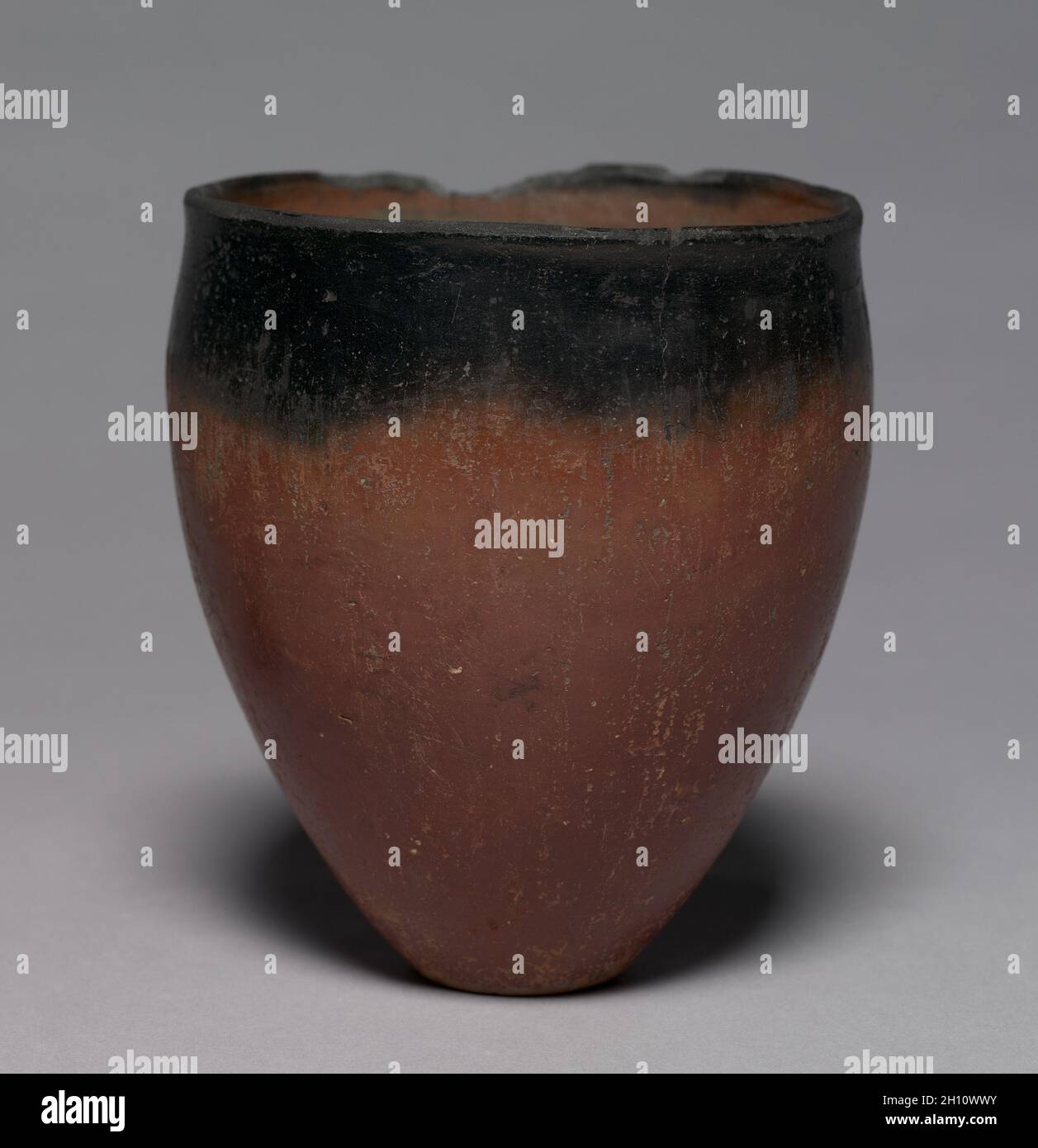 Nile silt pottery hi-res stock photography and images - Alamy