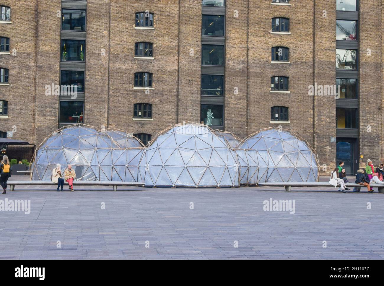 Artist michael pinsky hi-res stock photography and images - Alamy