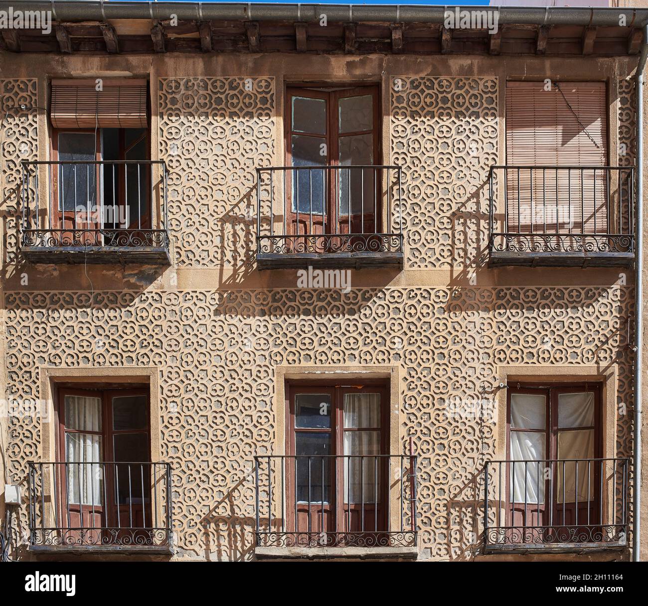 Sgraffito building detail hi-res stock photography and images - Alamy