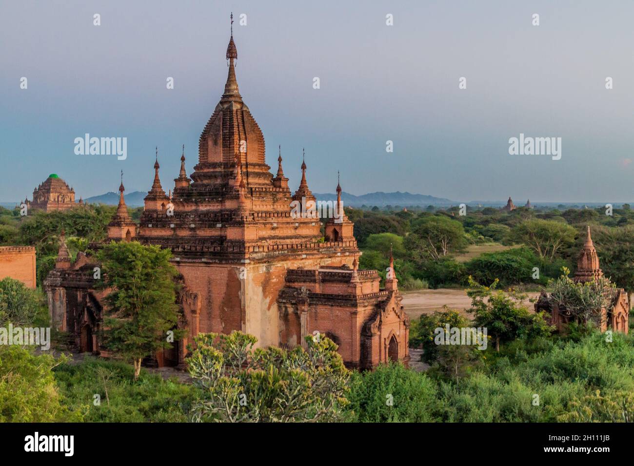 Shwe Nan Yin Taw Monastic complex with Sulamani temple in the background, Bagan, Myanmar Stock ...