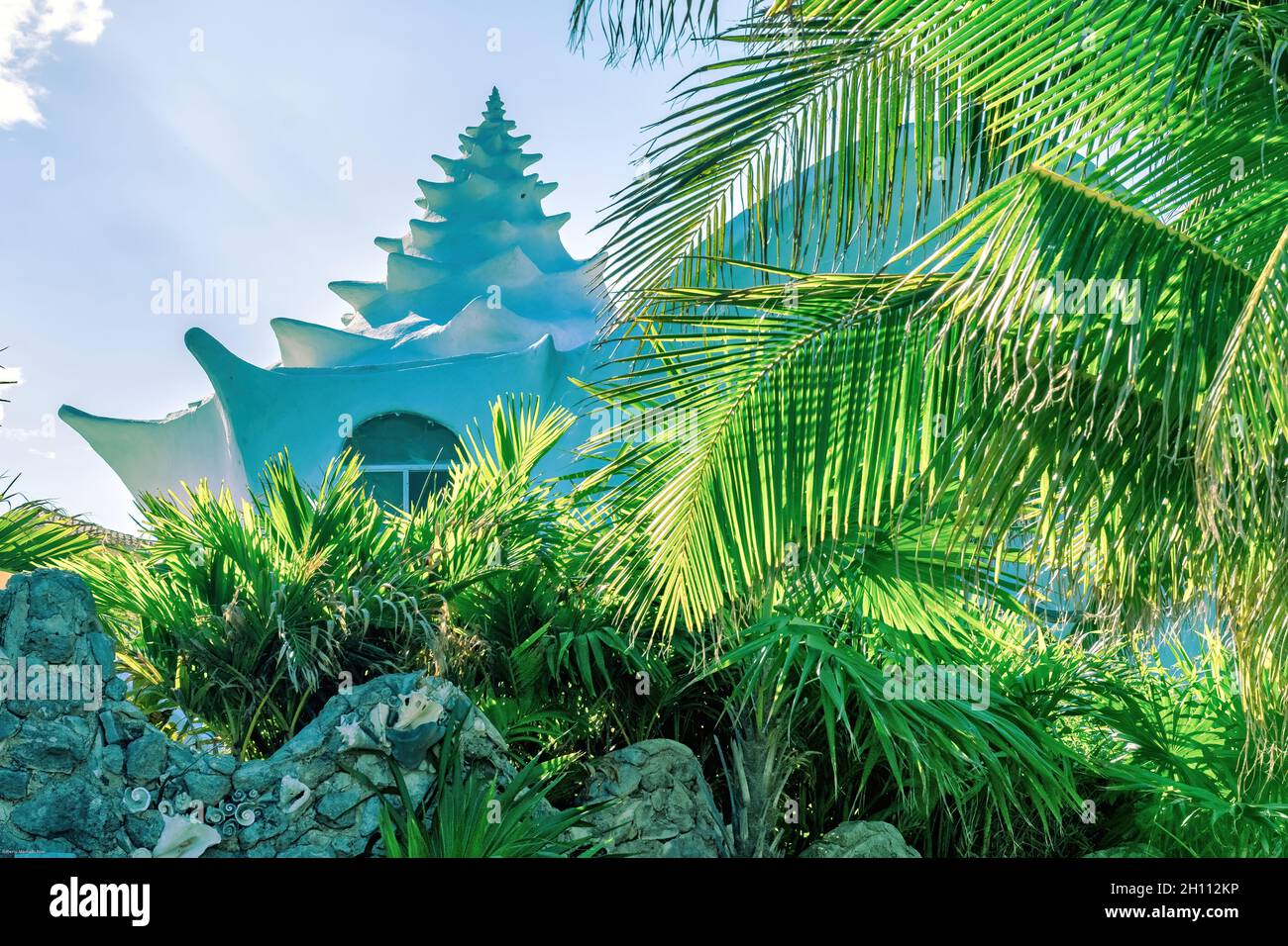 Seashell House Wallpaper