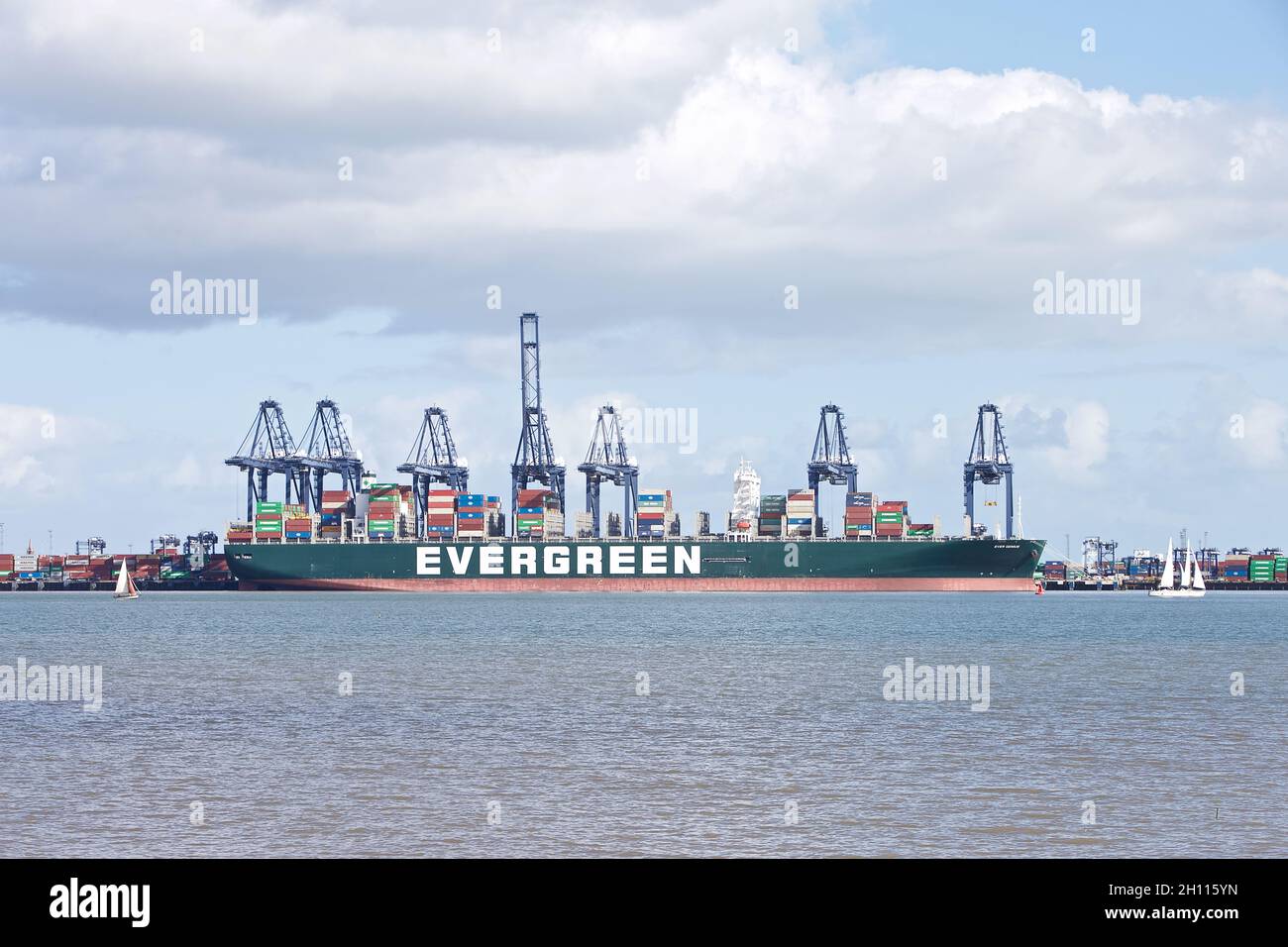 Container ship Ever Genius docked at the Port of Felixstowe, Suffolk ...