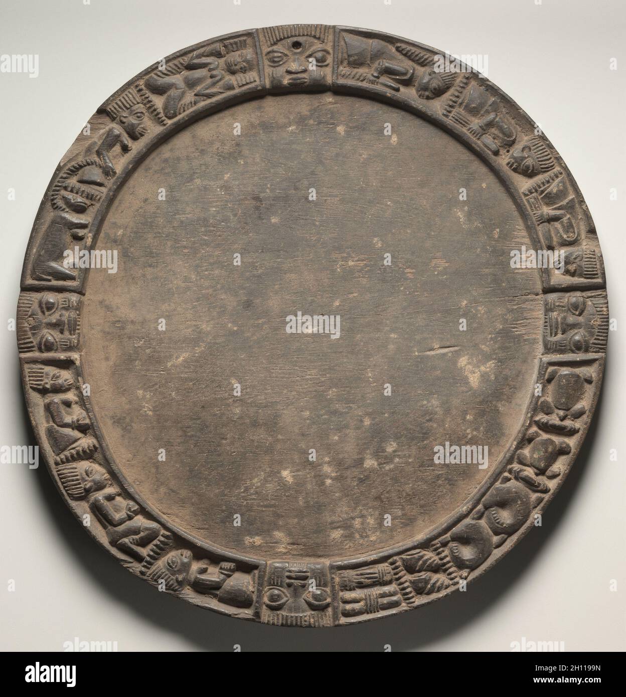 Divination Tray (ọpọ́n Ifá), 1900s. Africa, West Africa, Nigeria ...