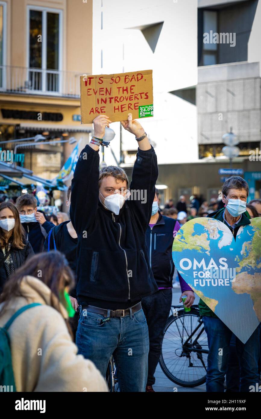 Even the introverts are here hi-res stock photography and images - Alamy