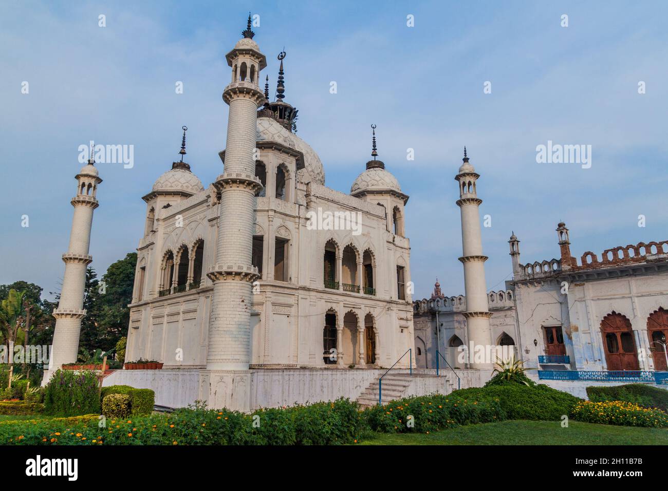 Bara imambara gate gate architecture hi-res stock photography and ...