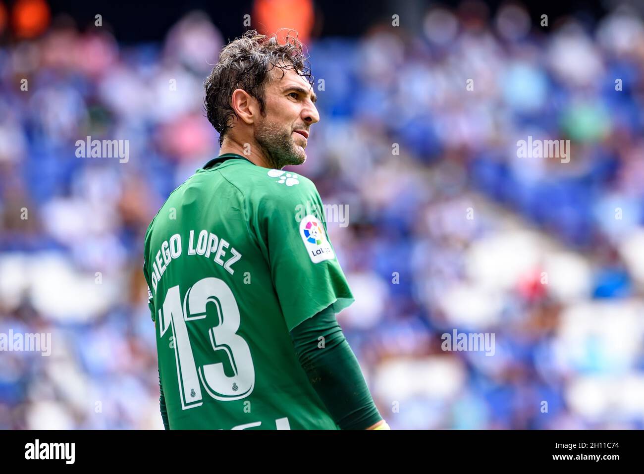 BARCELONA - SEP 12: The goalkeeper Diego Lopez in action during the La ...