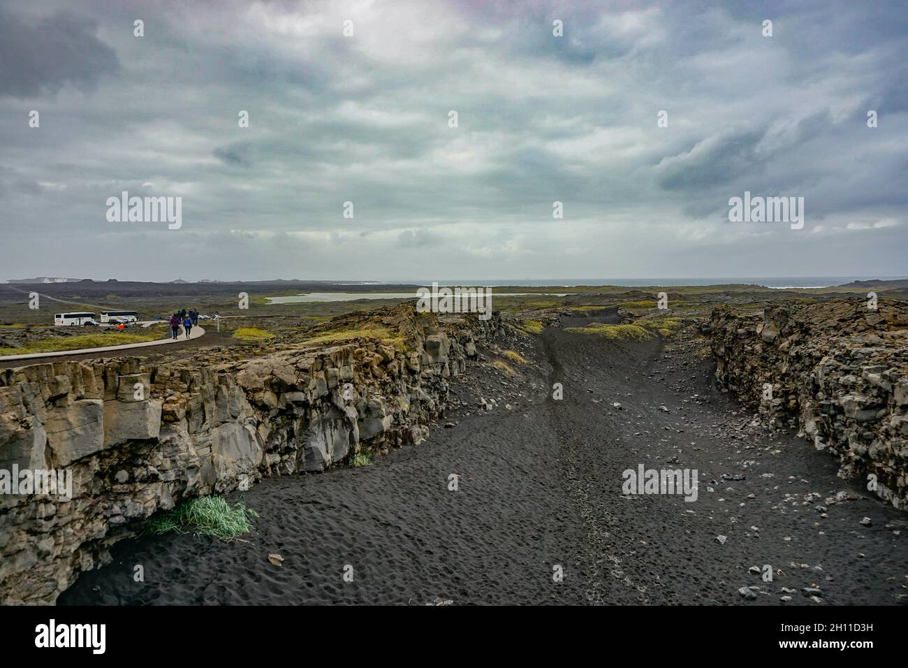 Reykjanes Peninsula, Iceland: The rift between the European and North ...