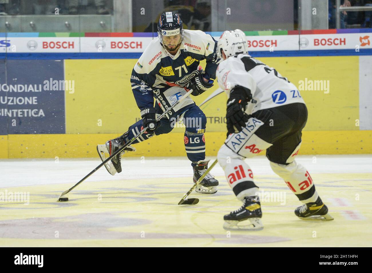 15.10.2021, Quinto, Stadio Multifunzionale, NL: HC Ambri-Piotta - HC ...